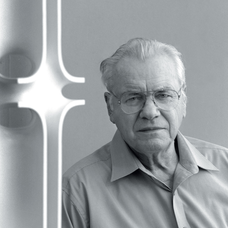 Erwin Hauer, Celebrated Sculptor of Architectural Screens, Dies at 91